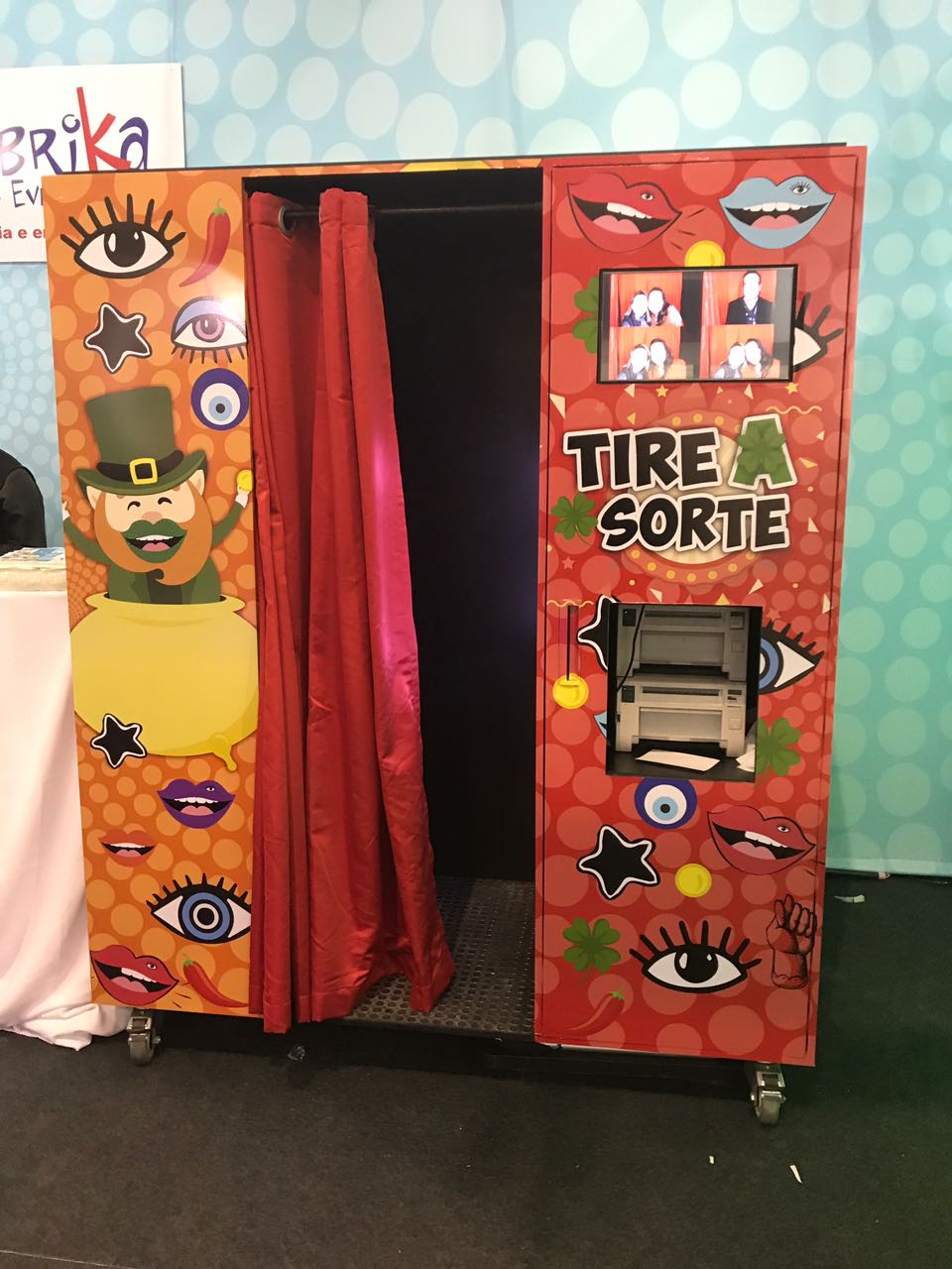 CABINE FOTOGRÁFICA PARA EVENTOS CORPORATIVOS - Fábrika de Eventos